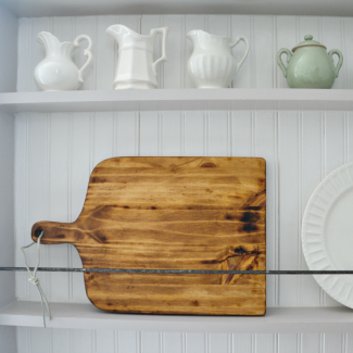 DIY Naturally Stained New Wood Cutting Board